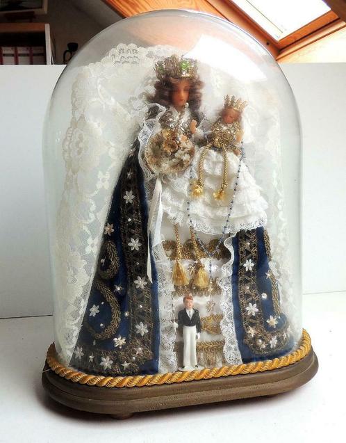 ② Mariabeeld onder stolp - hoogte 40 cm — Woonaccessoires | Stolpen ...