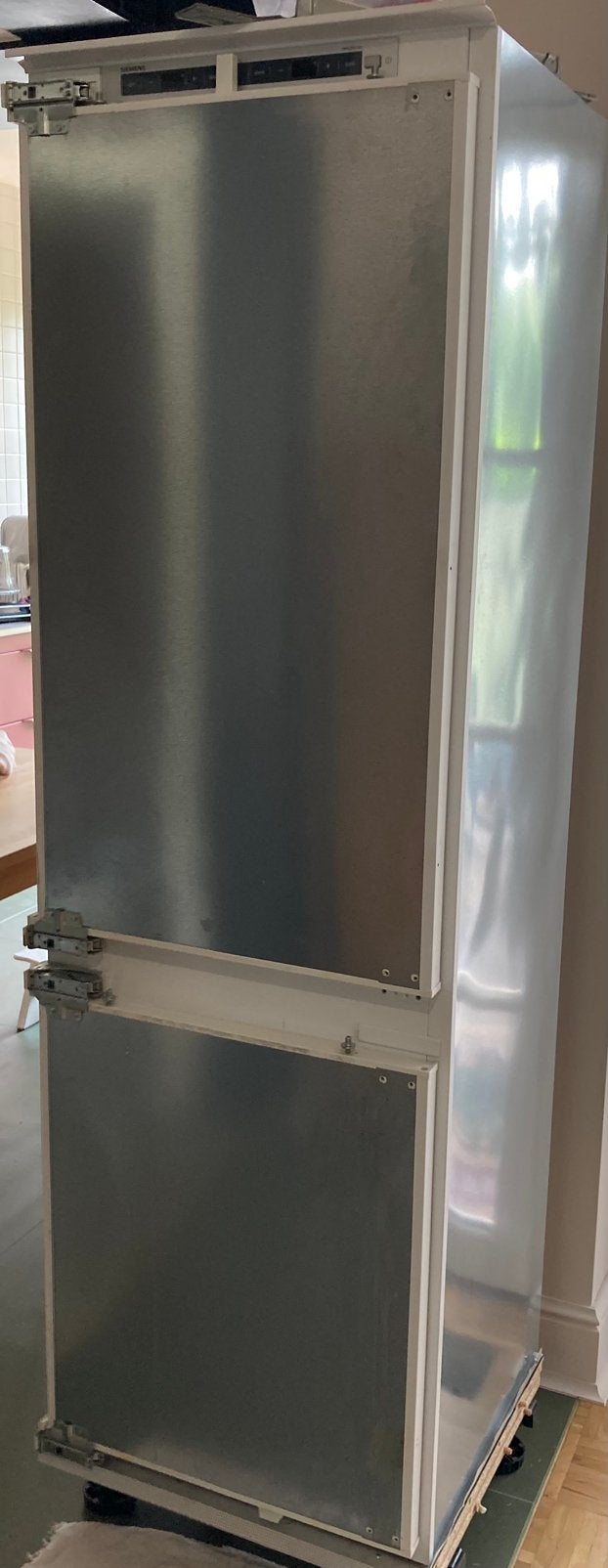 ② Frigo et congélateur encastrables Siemens — Koelkasten en IJskasten ...