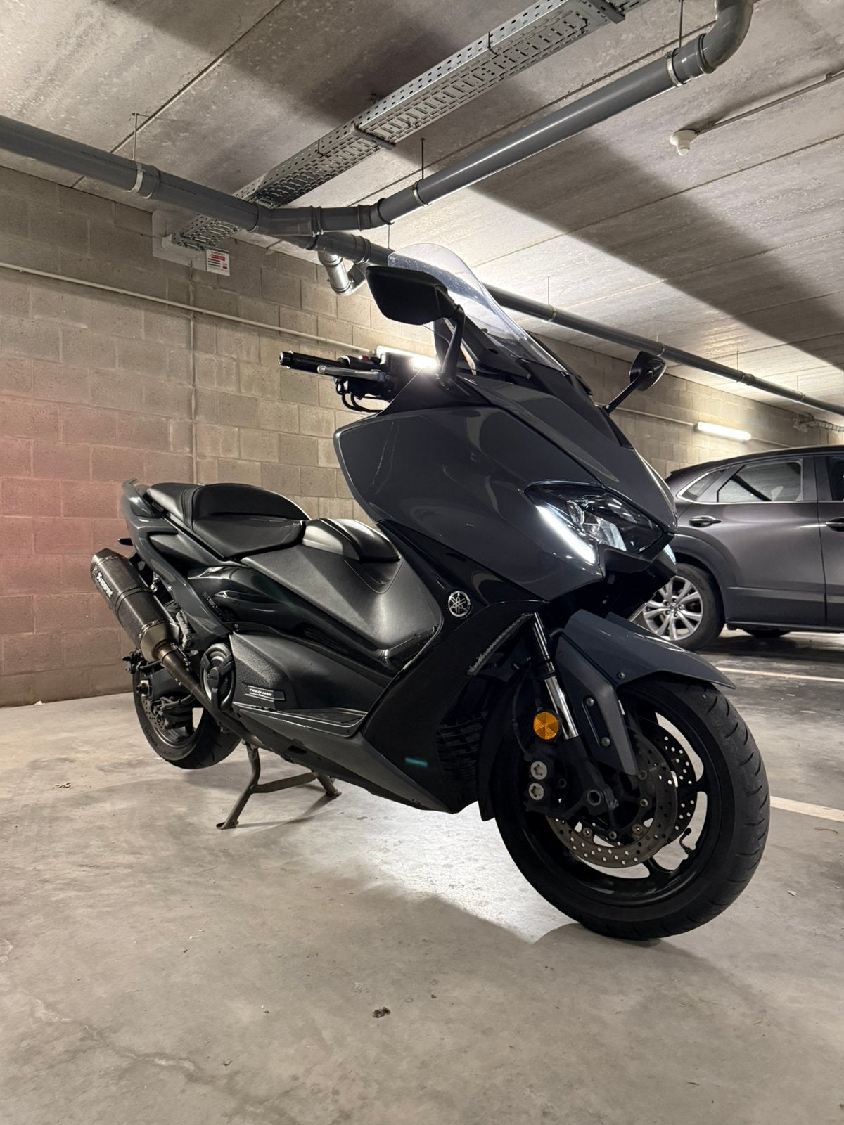 ② Yamaha Tmax 560 2021 Tech Max - Akrapovic (m2408302382) — Motoren ...
