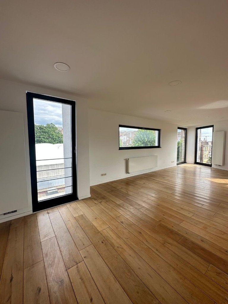 ② APPARTEMENT-DUPLEX A LOUER-FOREST — Appartementen en Studio's te huur ...