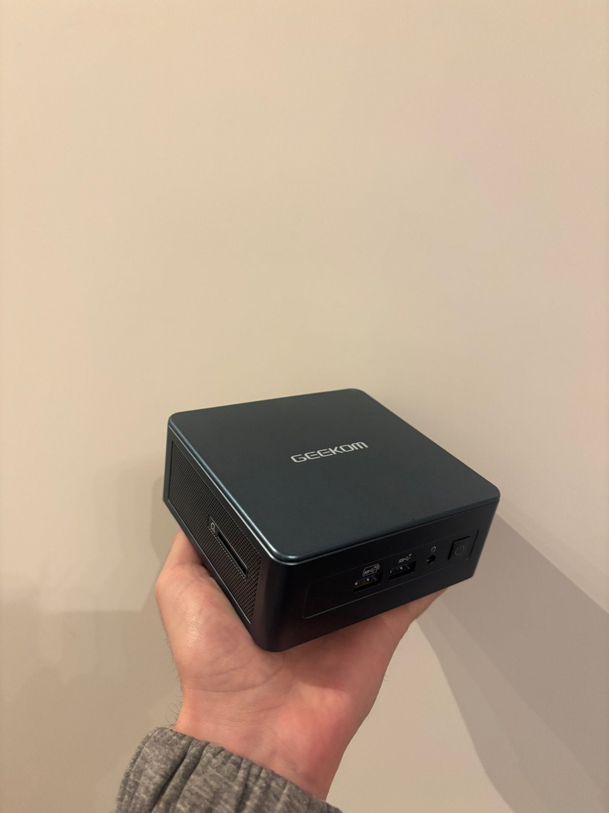 ② Mini PC GEEKOM IT13 — Intel Core i9 / 32 Go RAM / 2 To SSD — Desktop ...