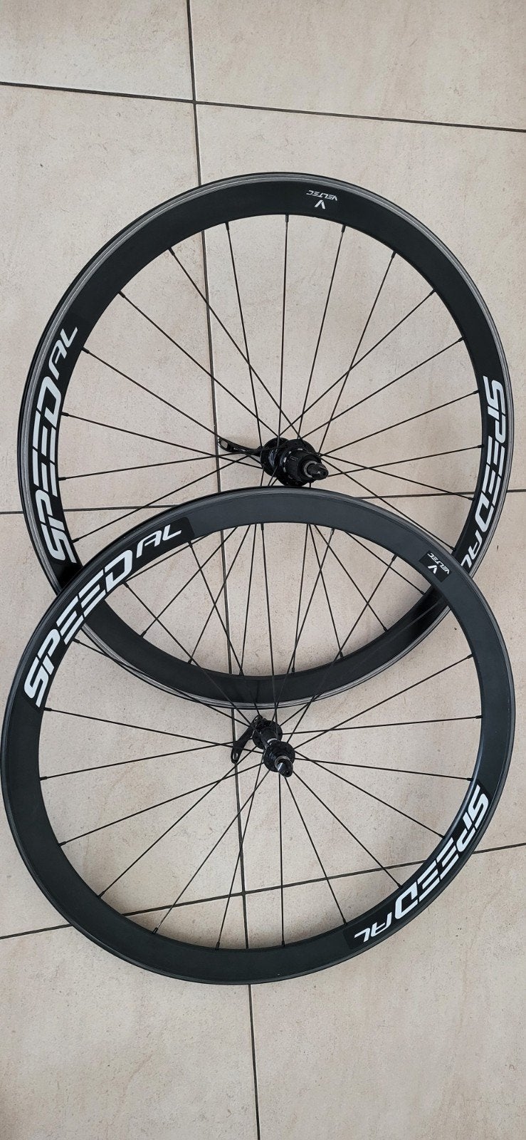 ② Racefiets wielen Veltec Speed al. — Fietsaccessoires | Aanhangwagens ...