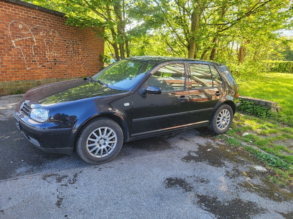 ② Golf 4 1 .9 TDI diesel année 2002 kilométrage 35000 — Volkswagen ...