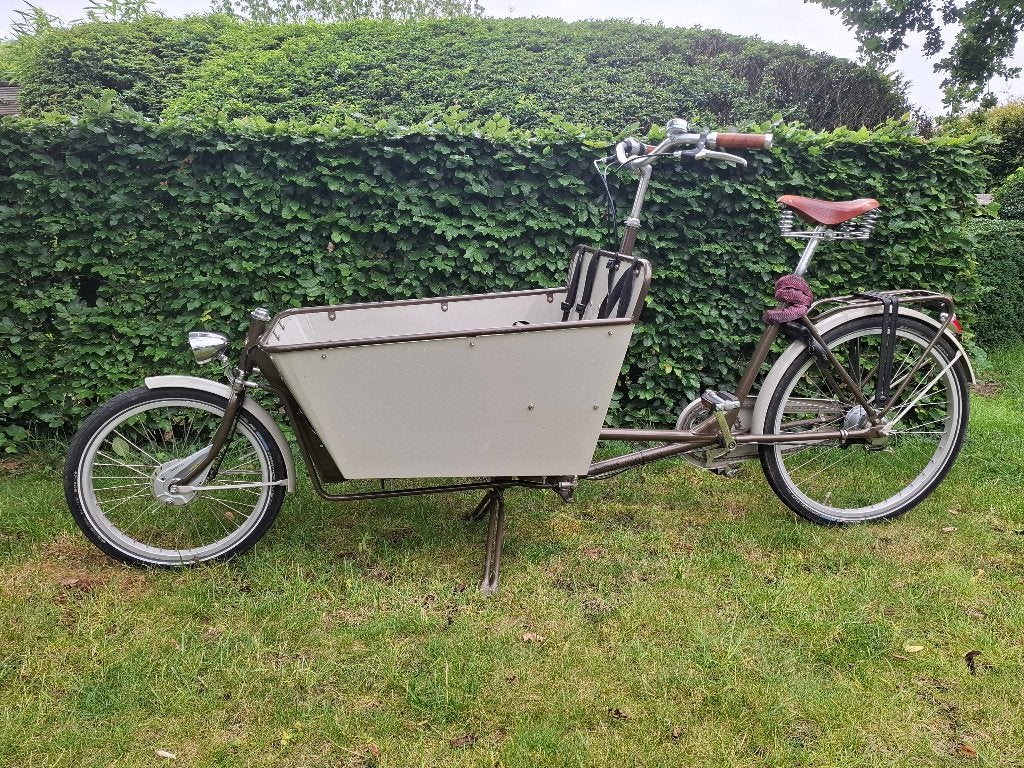 ② Bakfiets Achielle (m2408381568) — Fietsen | Bakfietsen — 2dehands