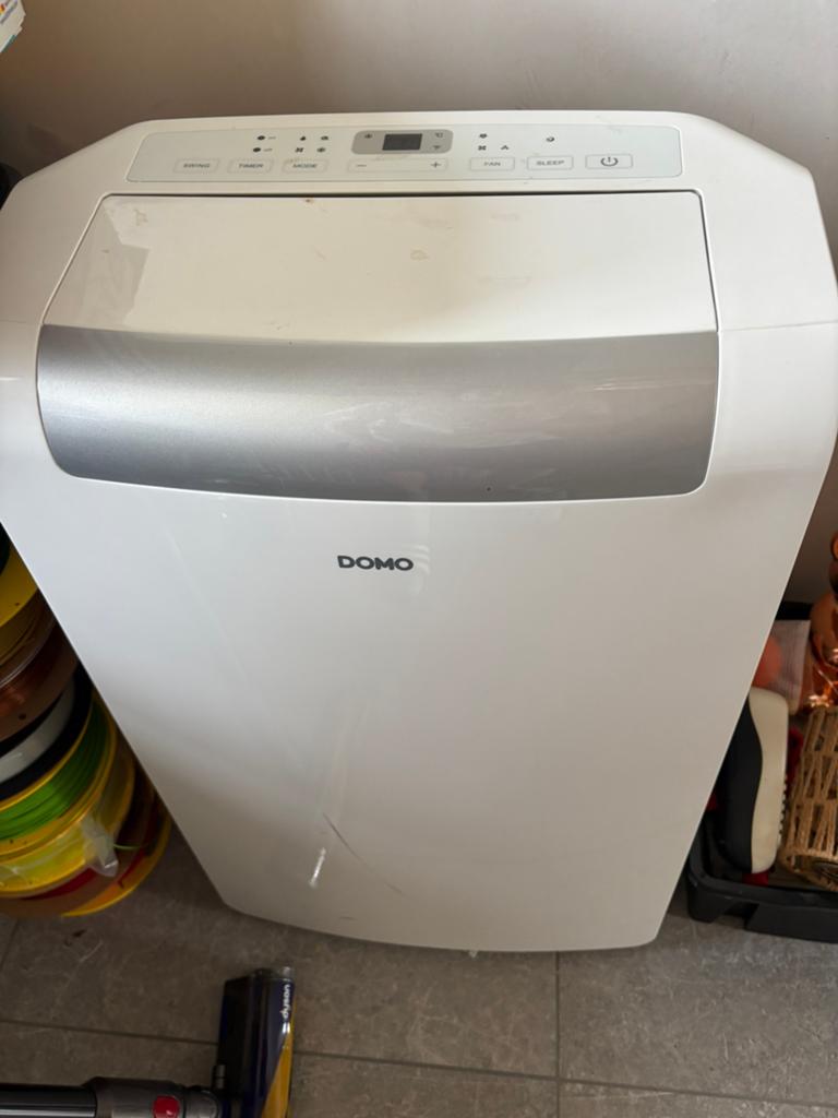 ② DOMO Mobiele airco voor ruimtes tot 36m² - 10.000 BTU — Climatiseurs ...