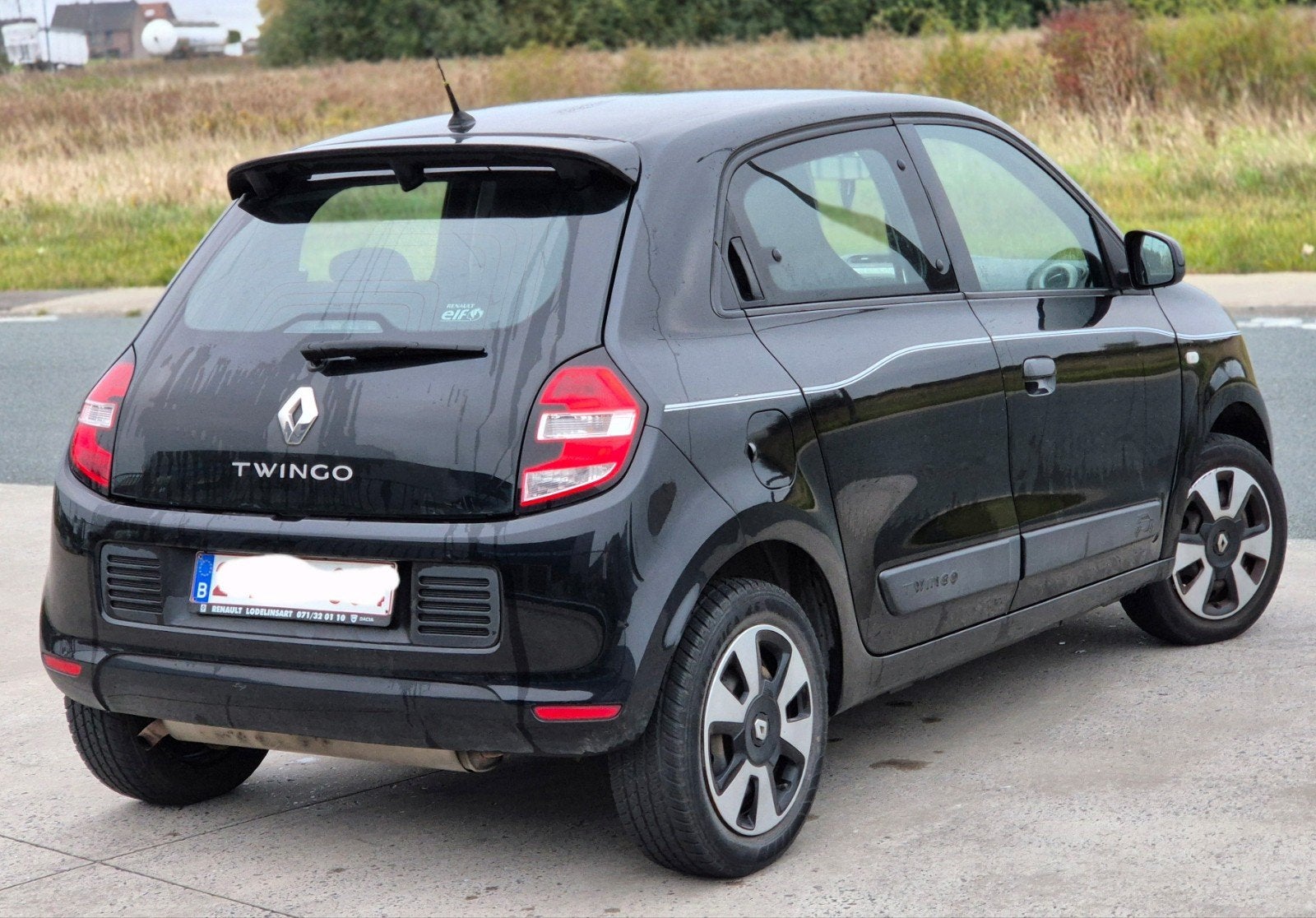 ② Renault twingo 1.0ess new mod 115mkm clima ctok 4999€ — Renault ...