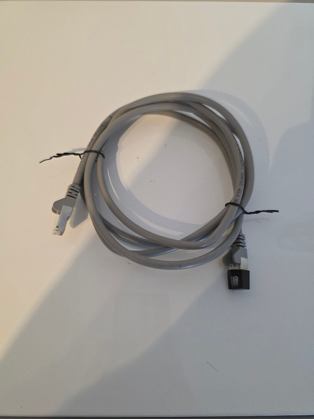 ② Câble réseau Ethernet RJ45 CAT6 FTP 2,5m (m2407812955) — Pc & Câble ...