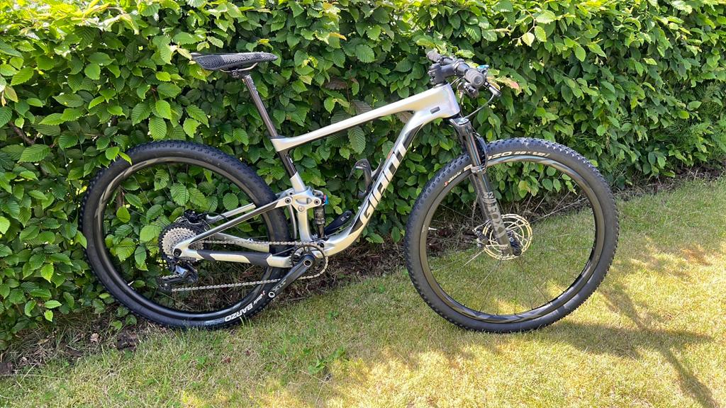 ② Mountainbike 29” Giant Anthem Advanced Grey Full Suspension — Vélos ...