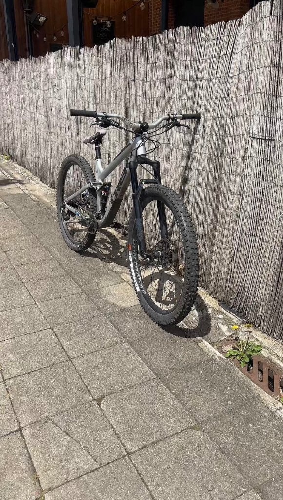 ② Trek feul ex 8 Mtb — Fietsen | Mountainbikes en ATB — 2dehands
