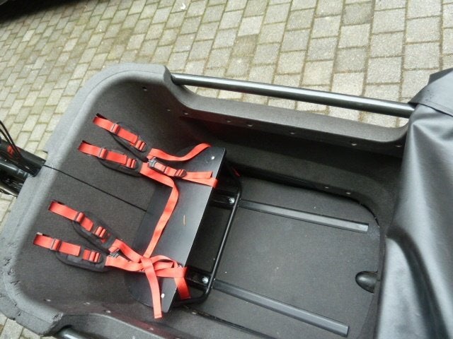 ② bakfiets Batavus Fier 2023, Bosch Cargo, 500 Wh, Enviolo — Fietsen ...