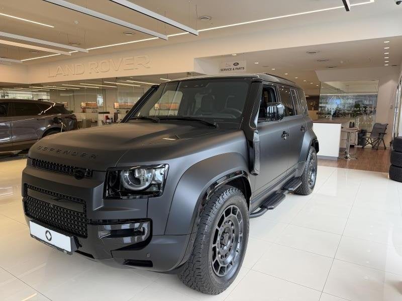 ② Land Rover Defender // OCTA BLACK EDITION — Land Rover — 2dehands