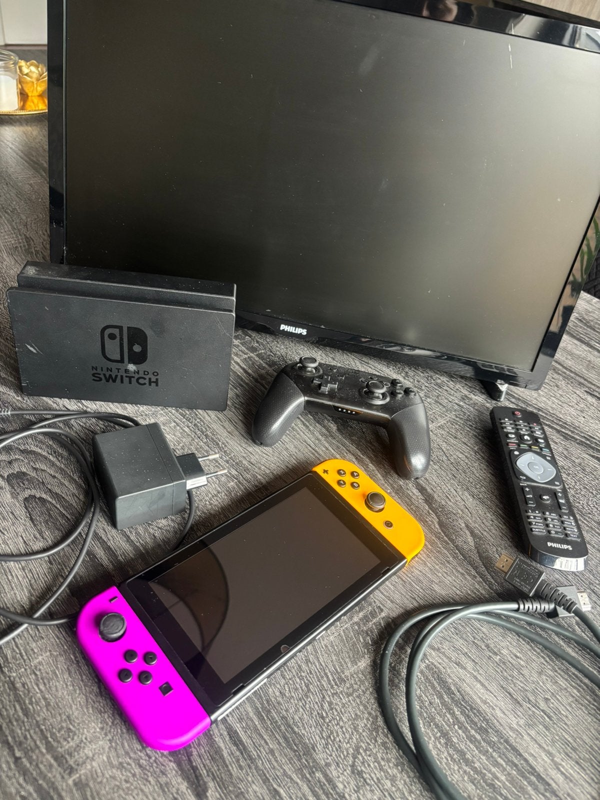② Nintendo Switch set + 128GB + Pro Controller + TV (m2408282222 ...