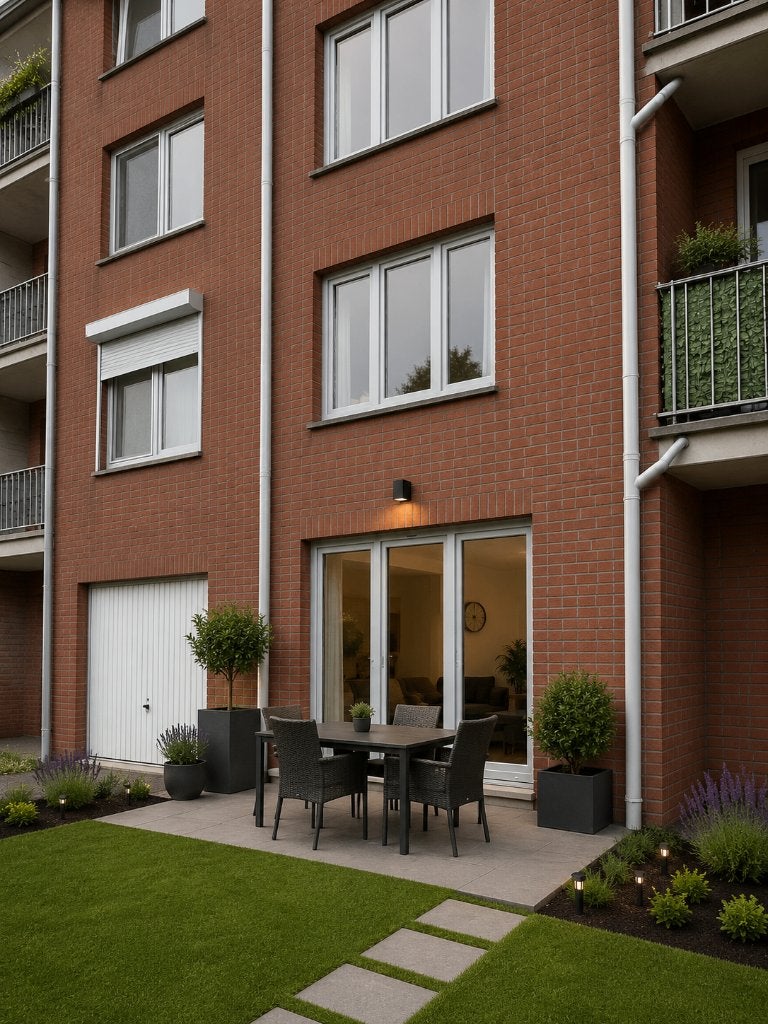 ② 2-slaapkamerappartement met gezellig koertje in Mortsel ...