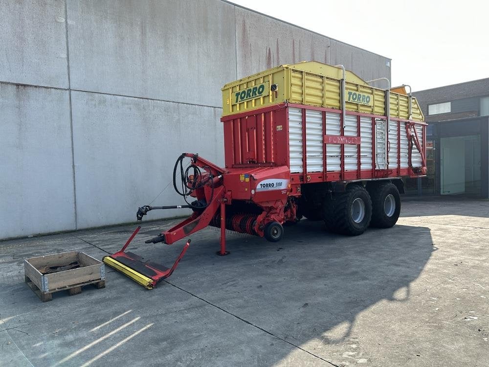② 2007 Pottinger Torro 5100L Opraap-silagewagen — Vrachtwagens — 2dehands