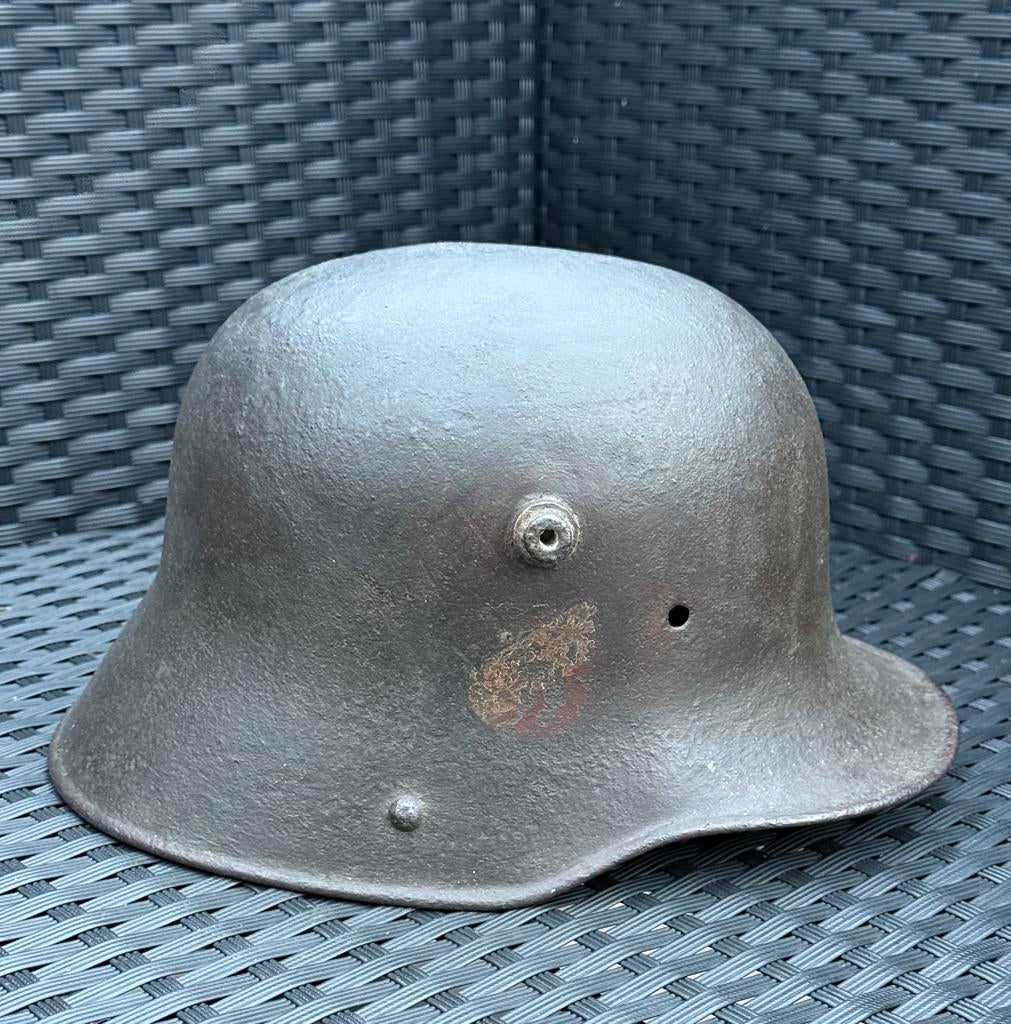 ② Stahlhelm — Militaria | Tweede Wereldoorlog — 2dehands
