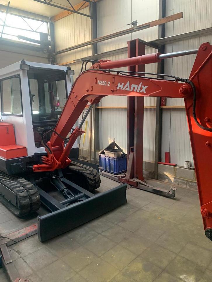 ② Mini-pelle Hanix — Machines & Construction | Grues & Excavatrices ...