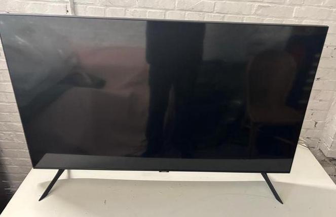 ② Samsung Smart 4K UHD Qled tv 50 inch defect — Televisies — 2dehands