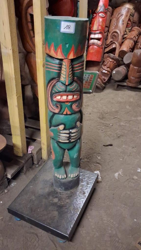 ② statue totem Tiki 100 cm en bois de cocotier — Kunst | Beelden en ...