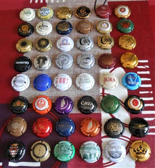 ② serie van 48 capsules cava's en diverse dranken — Overige Verzamelen ...