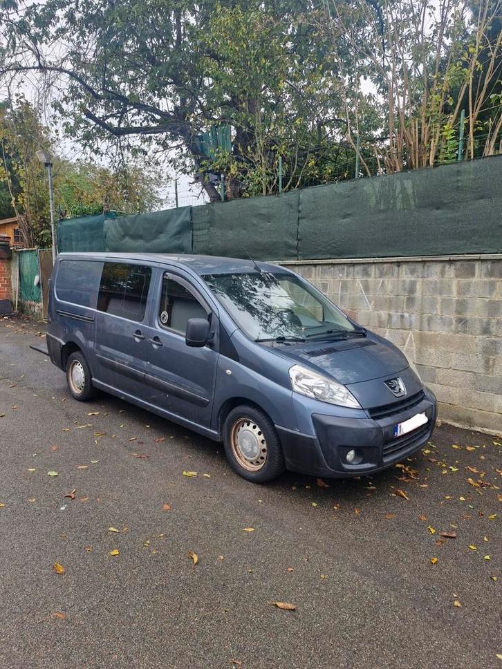 ② Peugeot expert double cabine 5 places Utilitaire — Bestelwagens en ...