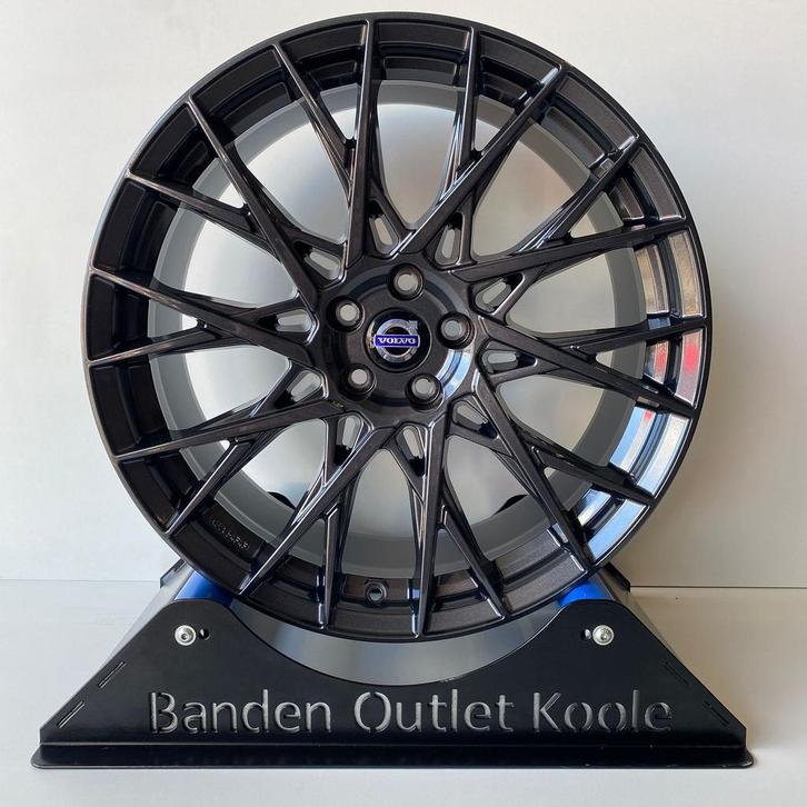 ② Volvo V90 S80 S90 XC60 XC90 Land Rover 5x108 20'' Velgen — Banden en ...