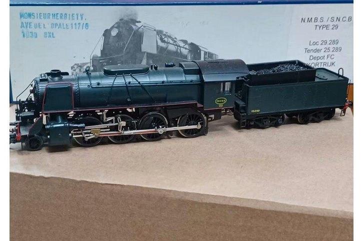 ② Vend locomotive vapeur 29289 SNCB marque DJH — Modeltreinen | H0 ...