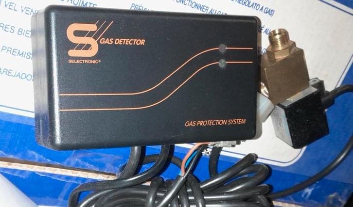 ② Selectronic GS 201 1 sensor gasdetector met 12 V gasafsluite ...