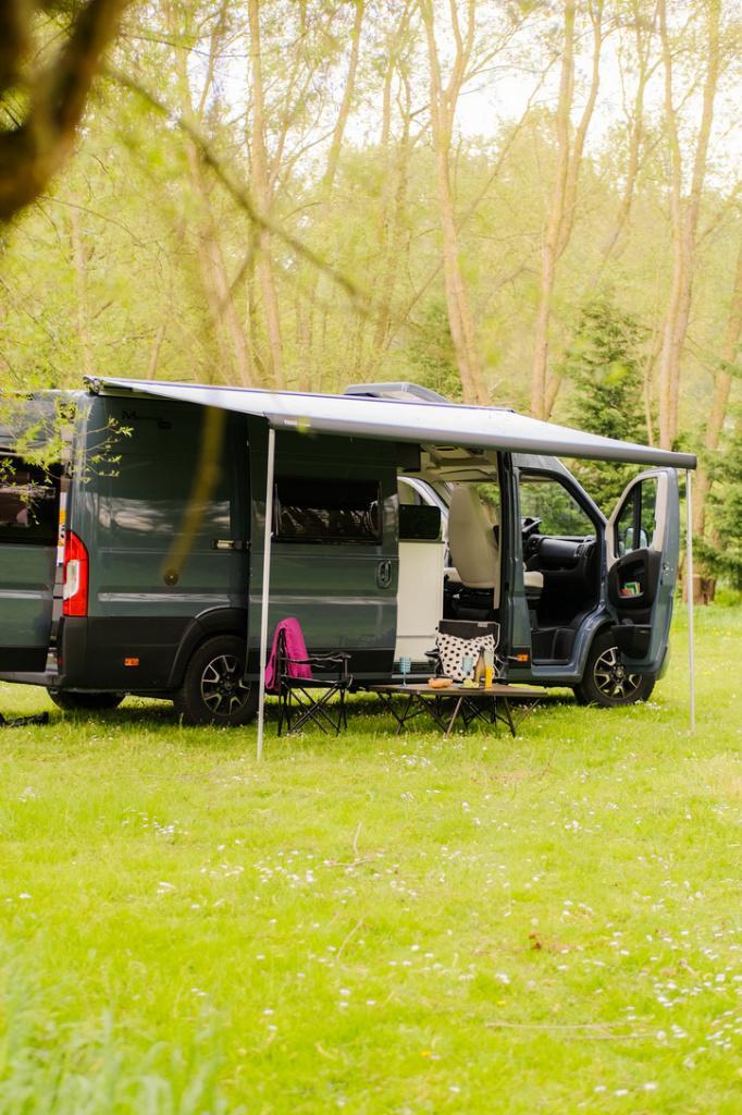 ② AUTOBUS/CAMPINGCAR McLouis Menfys Van 4S-Line TVA déductible ...