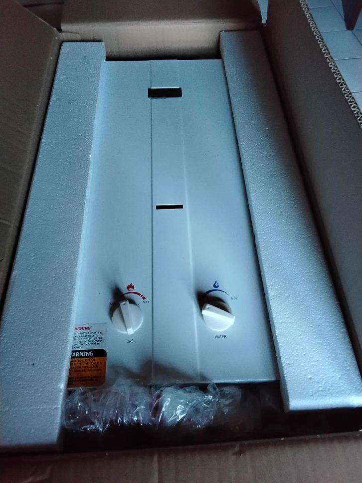 ② Gas geiser Ecco temp model L10 voor het maken van warm water ...