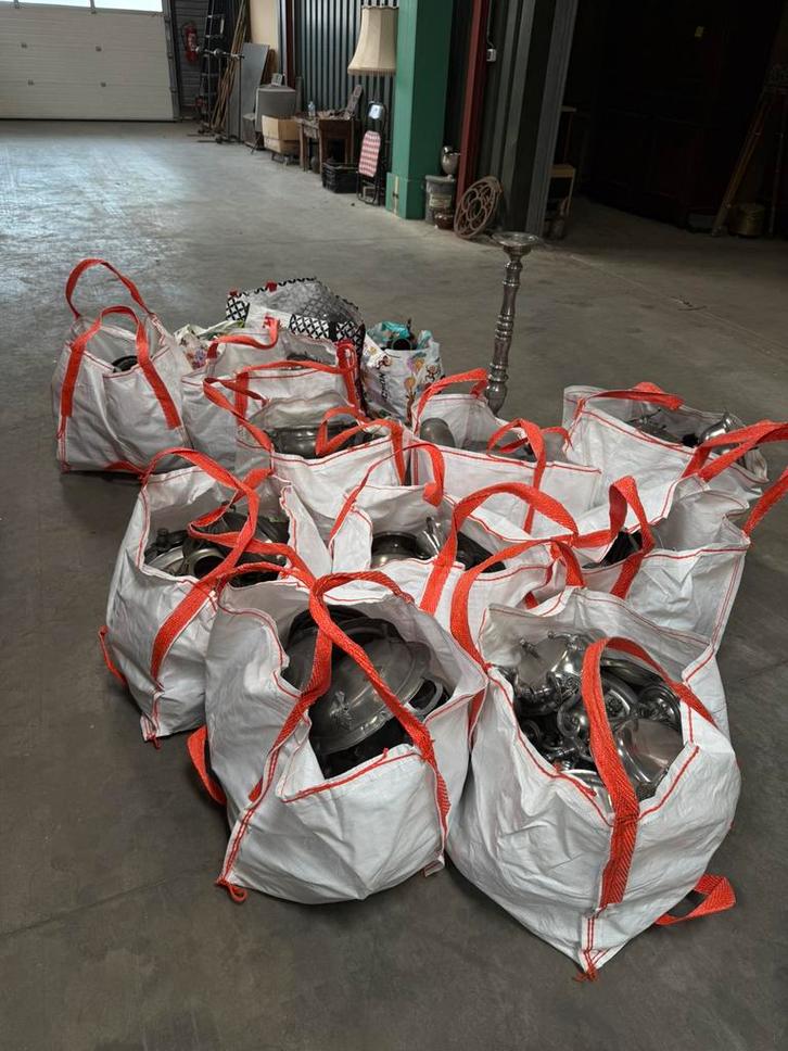 ② Achat de couverts en étain et en métal argenté 21-01-2026 ...