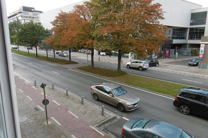 ② Antwerpen ; Plantin en Moretuslei app. te huur - max 2 pers ...