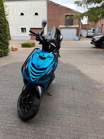 ② Piaggio zip 80cc 4takt 2v — Scooters | Piaggio — 2ememain