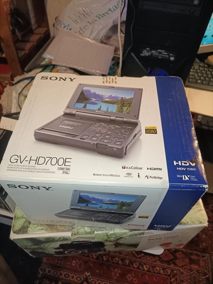 ② Sony GV-HD700E Enregistreur/Lecteur MiniDV — Videocamera's Digitaal — 2dehands