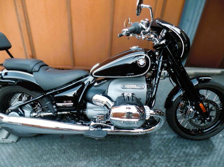 ② r18 1800 abs 1proprio 2023 5900km garantie 1a 3ans jhbmotos — Motoren ...