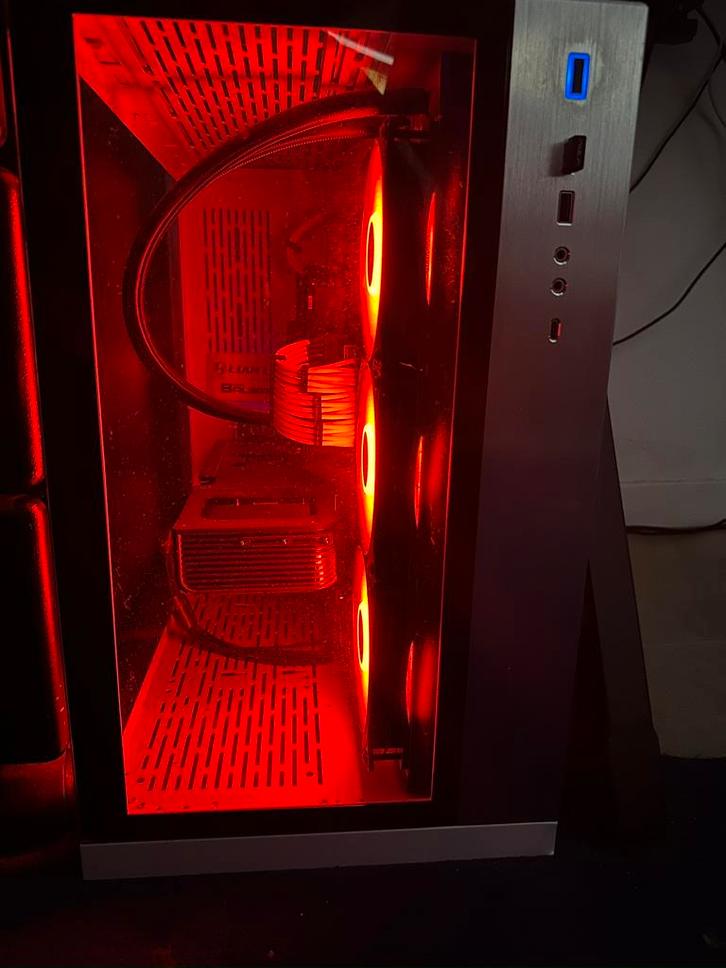 ② HIGH END Gaming Pc + Facturen/Garanties — Desktop Pc's — 2dehands