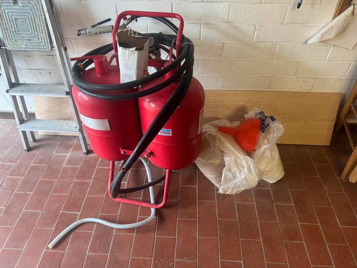 ② Sand/glass blaster. — Matériel de nettoyage — 2ememain