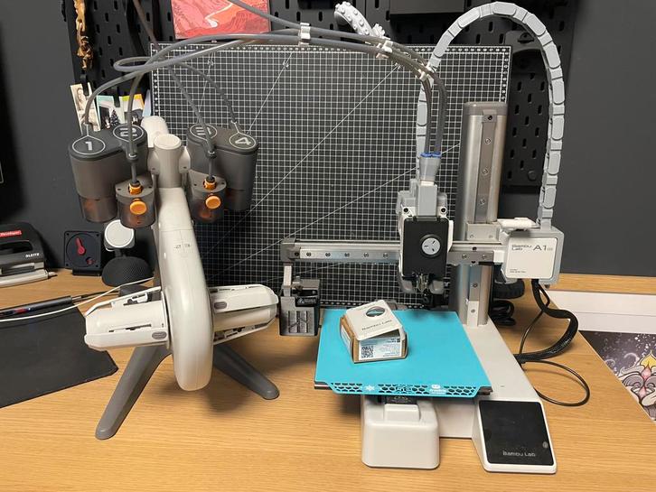 ② Bambu Lab A1 Mini + AMS lite + extra’s — 3D Printers — 2dehands