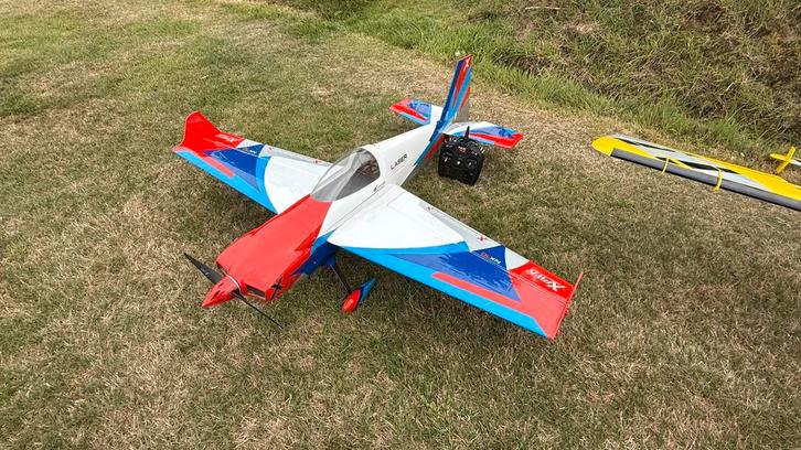 ② Laser ExtremeFlight v3 RXR de 60 pouces (PNP) — Modélisme ...