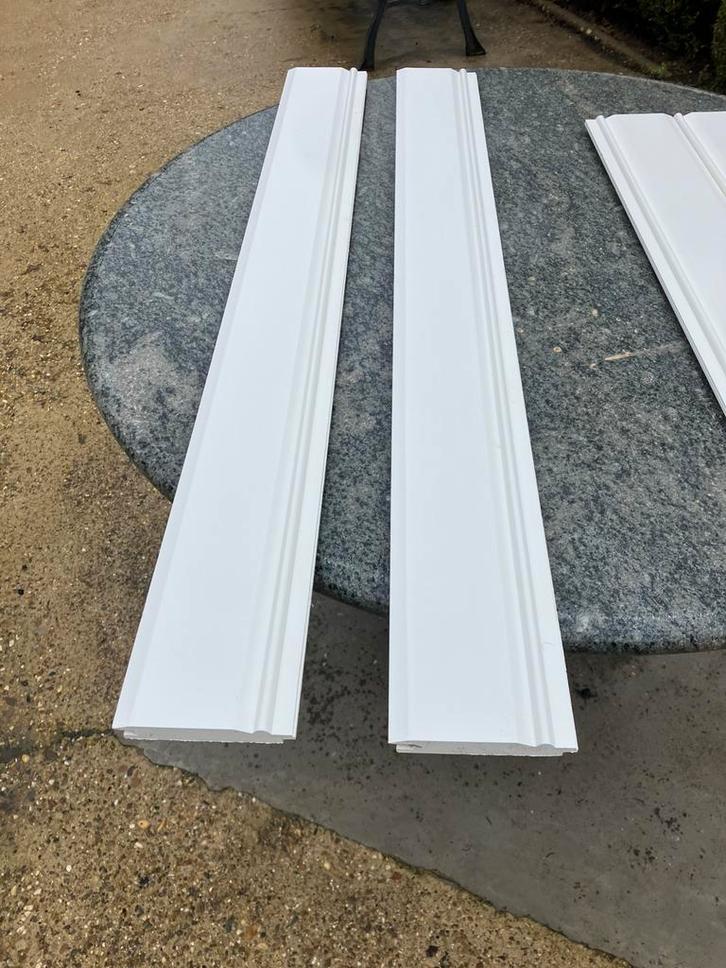 ② Nouveaux panneaux à vendre en emballage — Plinthes & Finitions — 2ememain