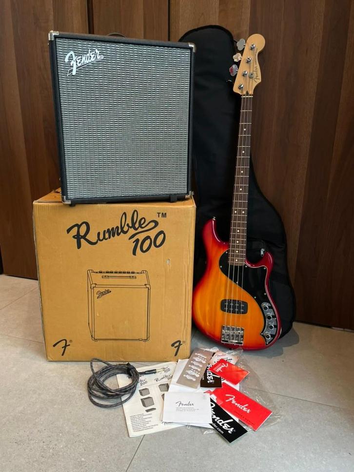 ② Fender Dimension Bass + Fender Rumble 100 versterker — Amplis | Basse ...
