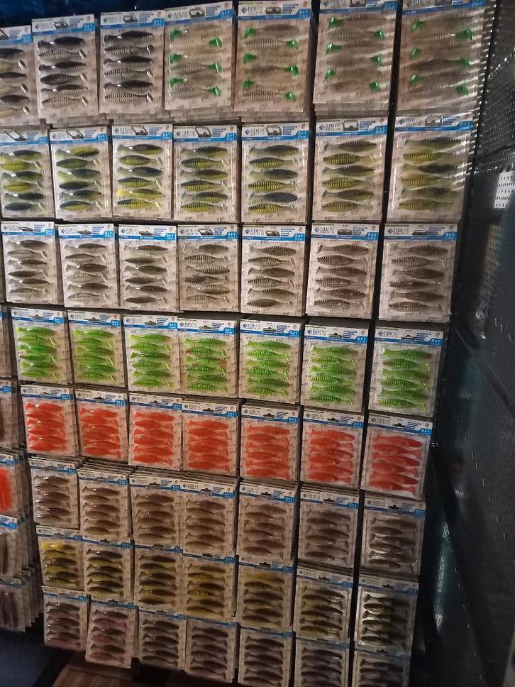 ② Partij van 260 verpakkingen Softbaits (Flexi-Fix) Slug-Line — Pêche à ...