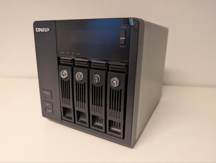 ② TS-459 Pro II QNAP NAS + 8TB storage ! koopje — NAS — 2dehands