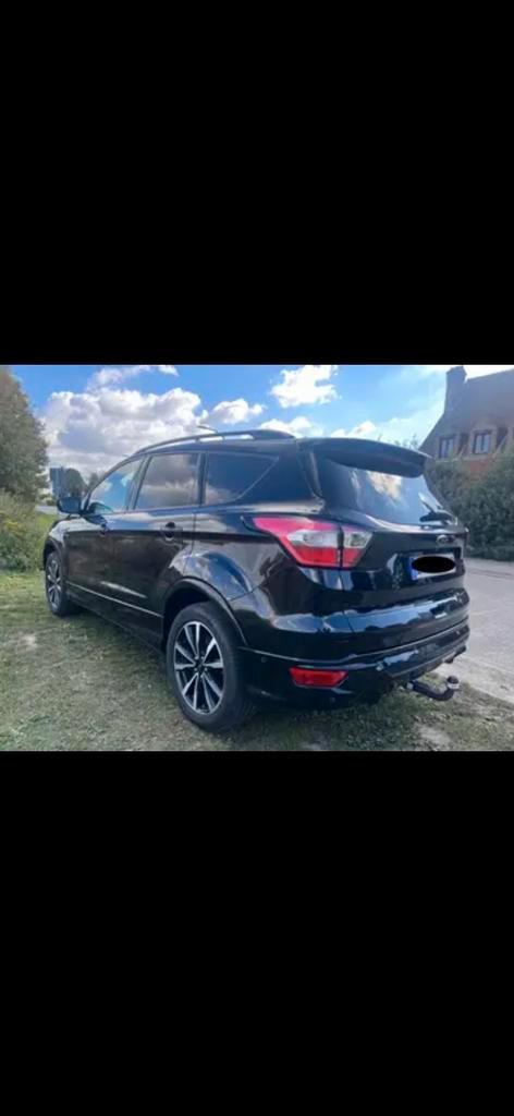② Ford KUGA ST-LINE full black - 2018 — Ford — 2ememain
