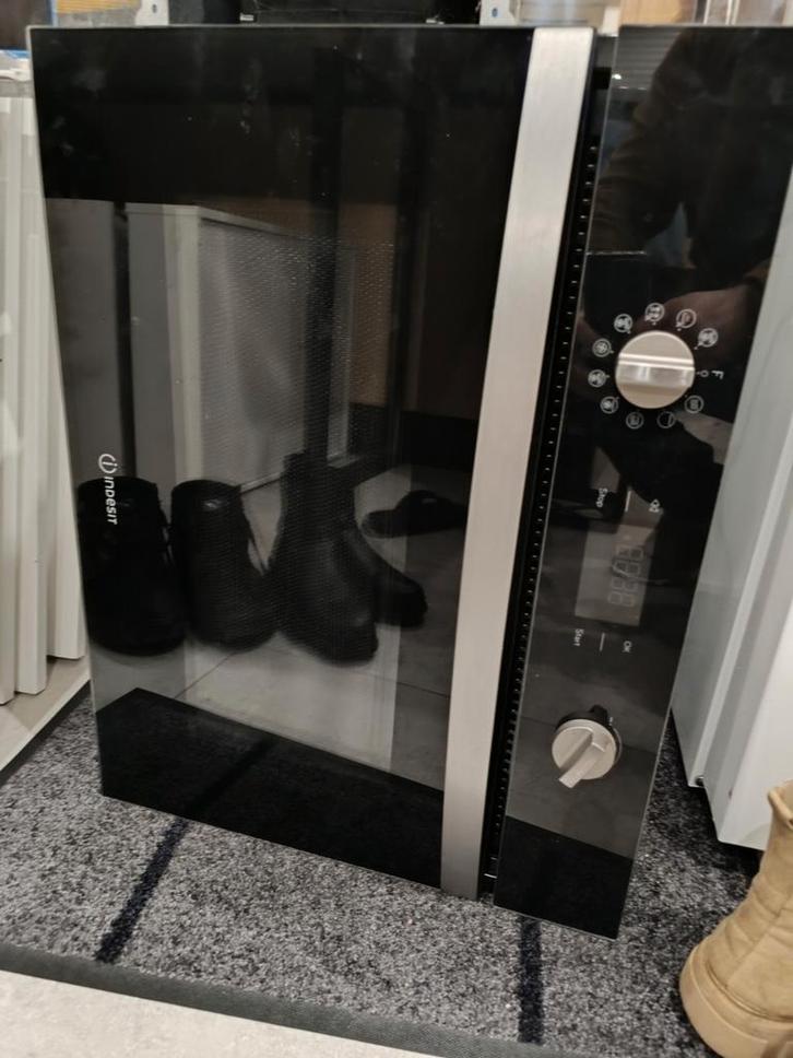 ② Inbouw combi oven / magnetron. Merk Indesit — Microgolfovens — 2dehands