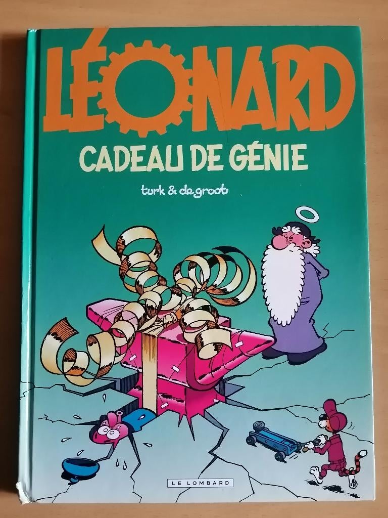 ② BD Léonard, Tome 22 Cadeau de génie de De Groot et Turk — BD — 2ememain