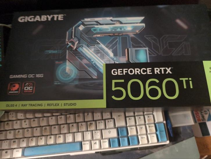 ② GIGABYTE GeForce RTX 5060 Ti GAMING OC 16G — Videokaarten — 2dehands