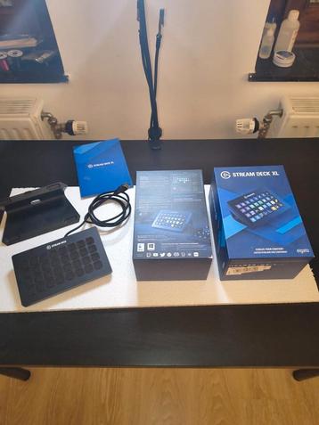 ② Elgato Stream Deck XL — Laptopstandaarden — 2dehands