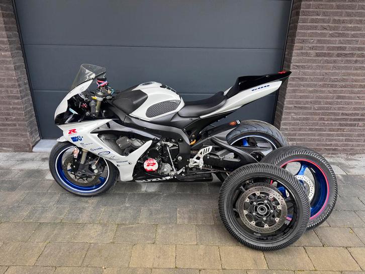 ② Gsxr-600 K7 circuitmotor — Motoren | Suzuki — 2dehands