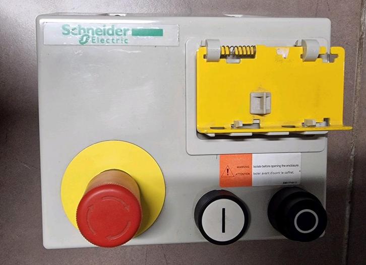 ② motorstarter in doos - 13.. 18 A - 230V spoel — Elektronica ...