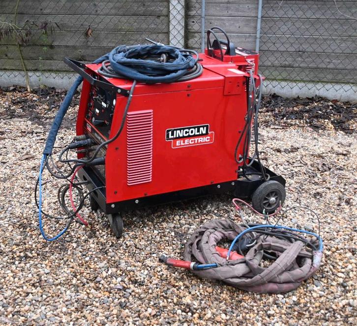 ② Lincoln Electric watergekoelde AC/DC TIG laspost — Gereedschap ...